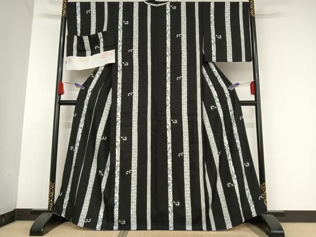 平和屋着物●上質な小紋　草花間道　黒地　丹後ちりめん　反端付き　正絹　逸品　AAAU0138np 平和屋着物○上質な小紋 草花間道 黒地 丹後ちりめん 反端付き 正絹