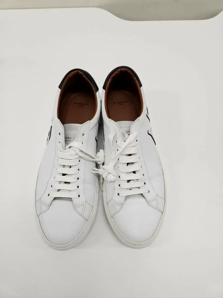 GIVENCHY(ジバンシィ) スニーカーズ 290 サイズ - メルカリ GIVENCHY(ジバンシィ) スニーカーズ 290 サイズ - メルカリ