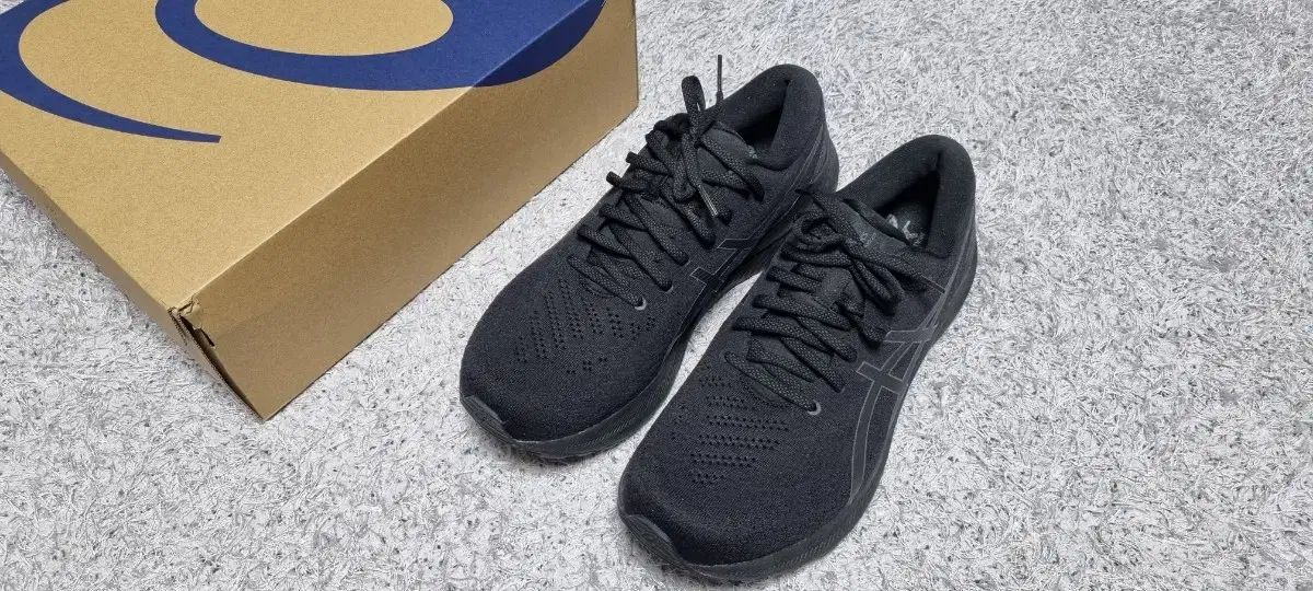 Asics(アシックス) ゲル カヤノ 29 トリプルブラック 4e 290 - メルカリ