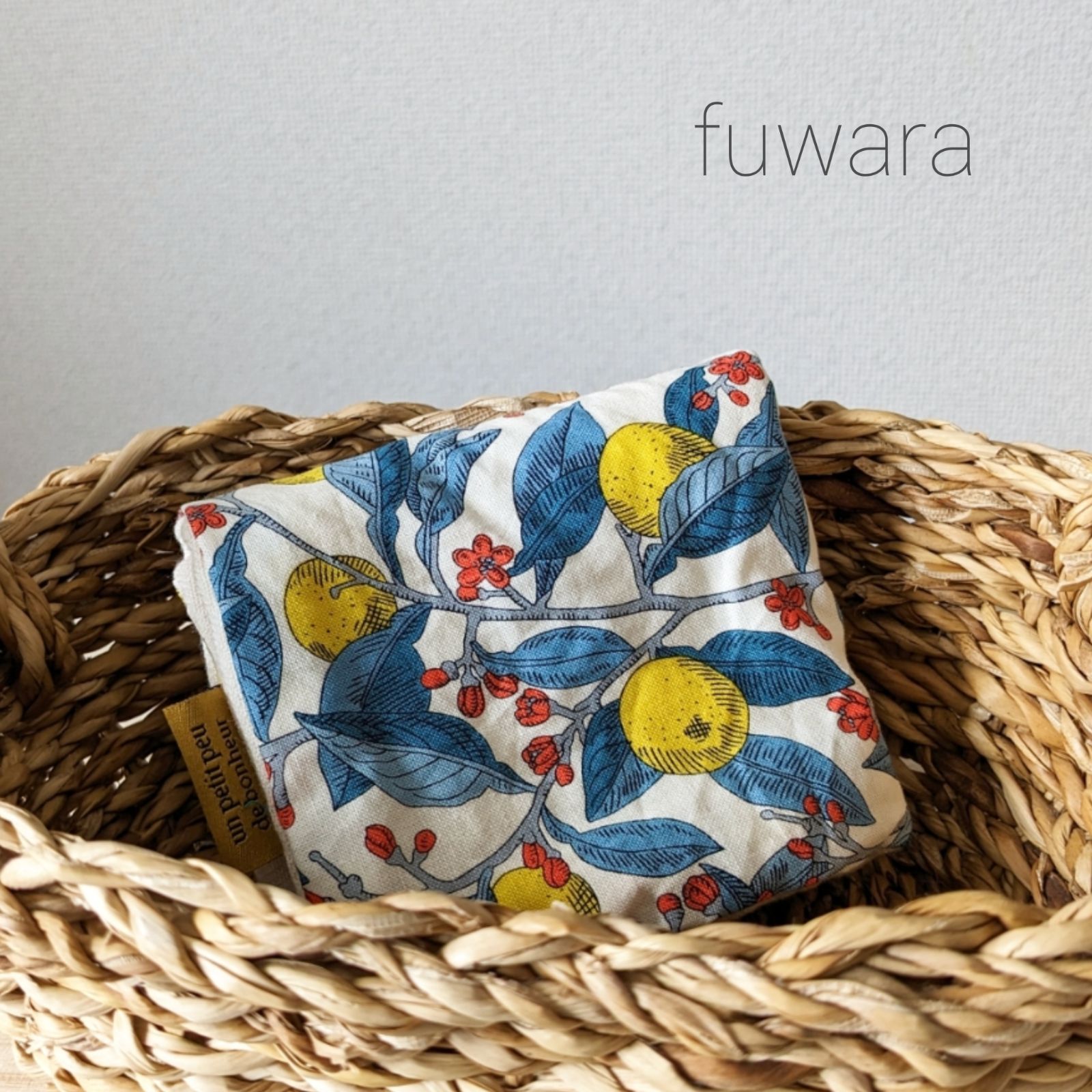 fuwara 6重ガーゼハンカチ リバティ コンサバトリーフルーツ 黄色 - メルカリ