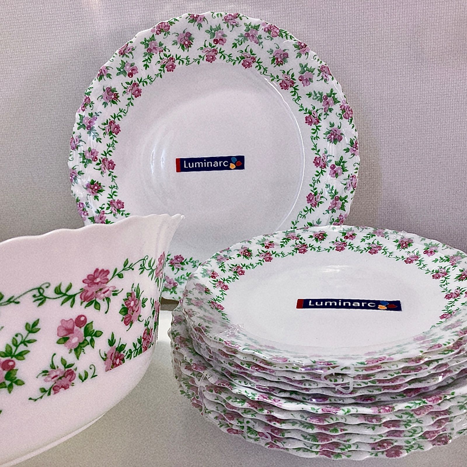 ルュミナルク Luminarc 未開封 廃盤 レトロ ラズベリーピンクの花柄 プレート＆ボウル ！19点 豪華セット ...