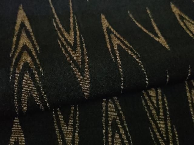 平和屋本店□極上 青山みとも お召 単衣 絣柄 黒地 逸品 DZAB0135kh5