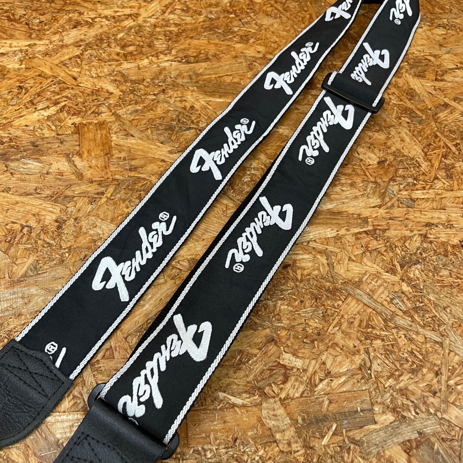 FENDER Running Logo ギターストラップ フェンダー GUITAR BASS ベース エレキ アコースティック アコギ ...