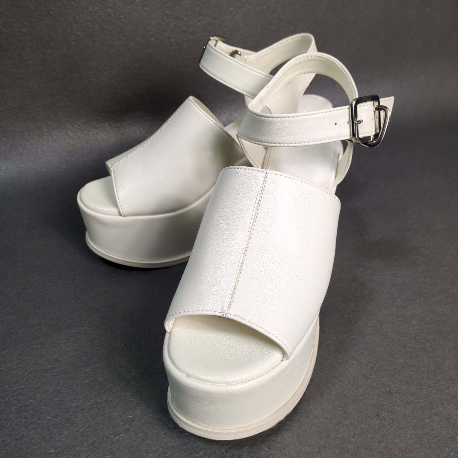 美品 MURUA 23.5cm ムルーア ウェッジサンダル 厚底 - メルカリ