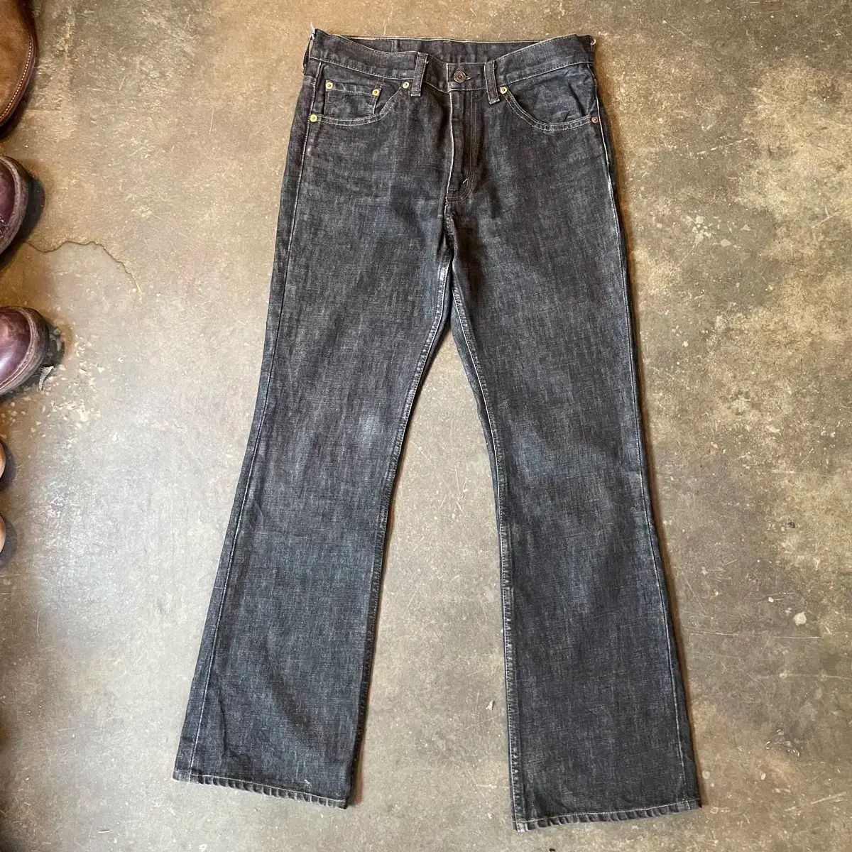 【雷市場（ポンジャン）商品韓国直送】00s Levi ' s 517 black - メルカリ