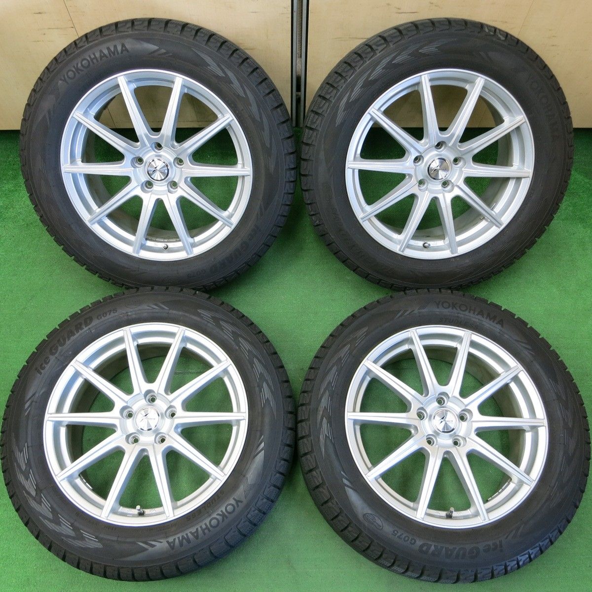 *送料無料* バリ溝！21年！キレイ！9.5分★スタッドレス 235/60R18 ヨコハマ アイスガード G075 ZEPHYR ゼファー ...