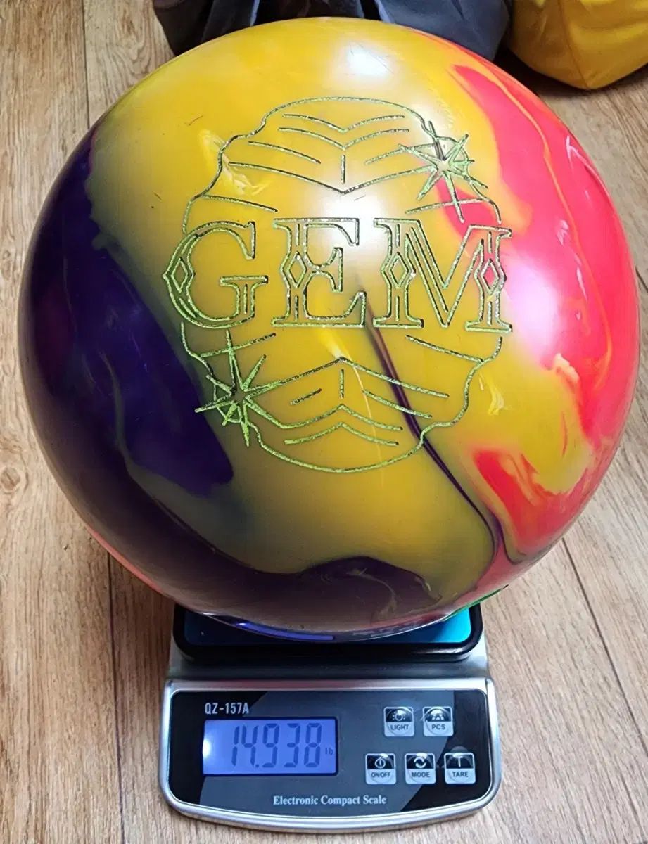 【雷市場（ポンジャン）商品韓国直送】ROTOGRIP(ロトグリップ） 宝石 GEM 15p ポンド ボーリング - メルカリ