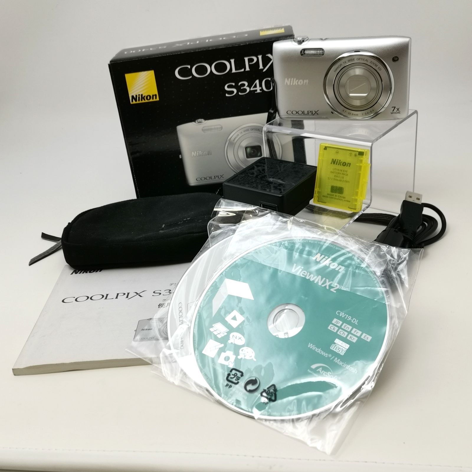 ニコン COOLPIX s3400 シルバー デジカメ デジタルカメラ 箱あり ケース付き 動作確認済み SDカード8GB付き 充電口カバーの ...