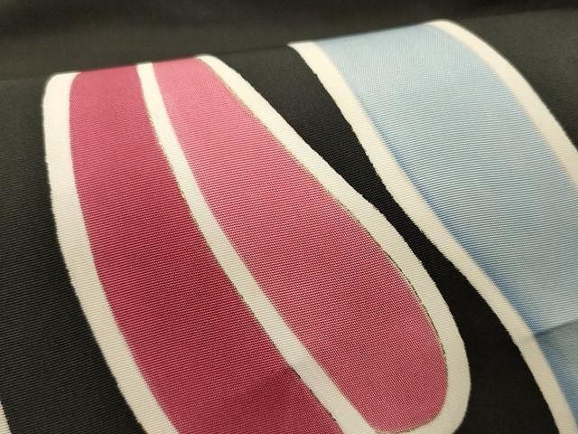 平和屋着物○塩瀬 九寸名古屋帯 型染め 枝花文 黒地 金彩 正絹 逸品