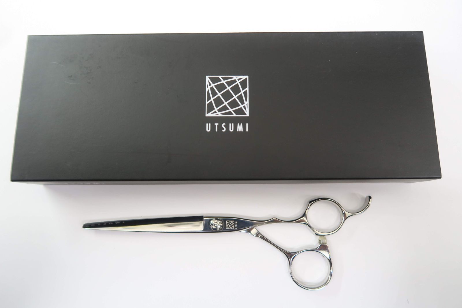 Aランク【UTSUMI ウツミ 内海】 OL625 シザー 美容師・理容師 62.5インチ 右利き 【中古】:G-1232 - メルカリ