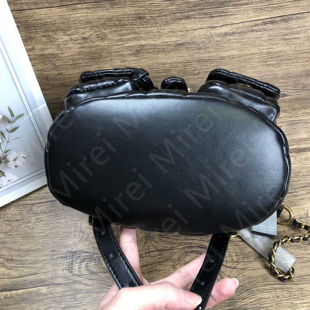 未使用 COACH クラシック タビー シリーズ バックパック - メルカリ 未使用 COACH クラシック タビー シリーズ バックパック - メルカリ