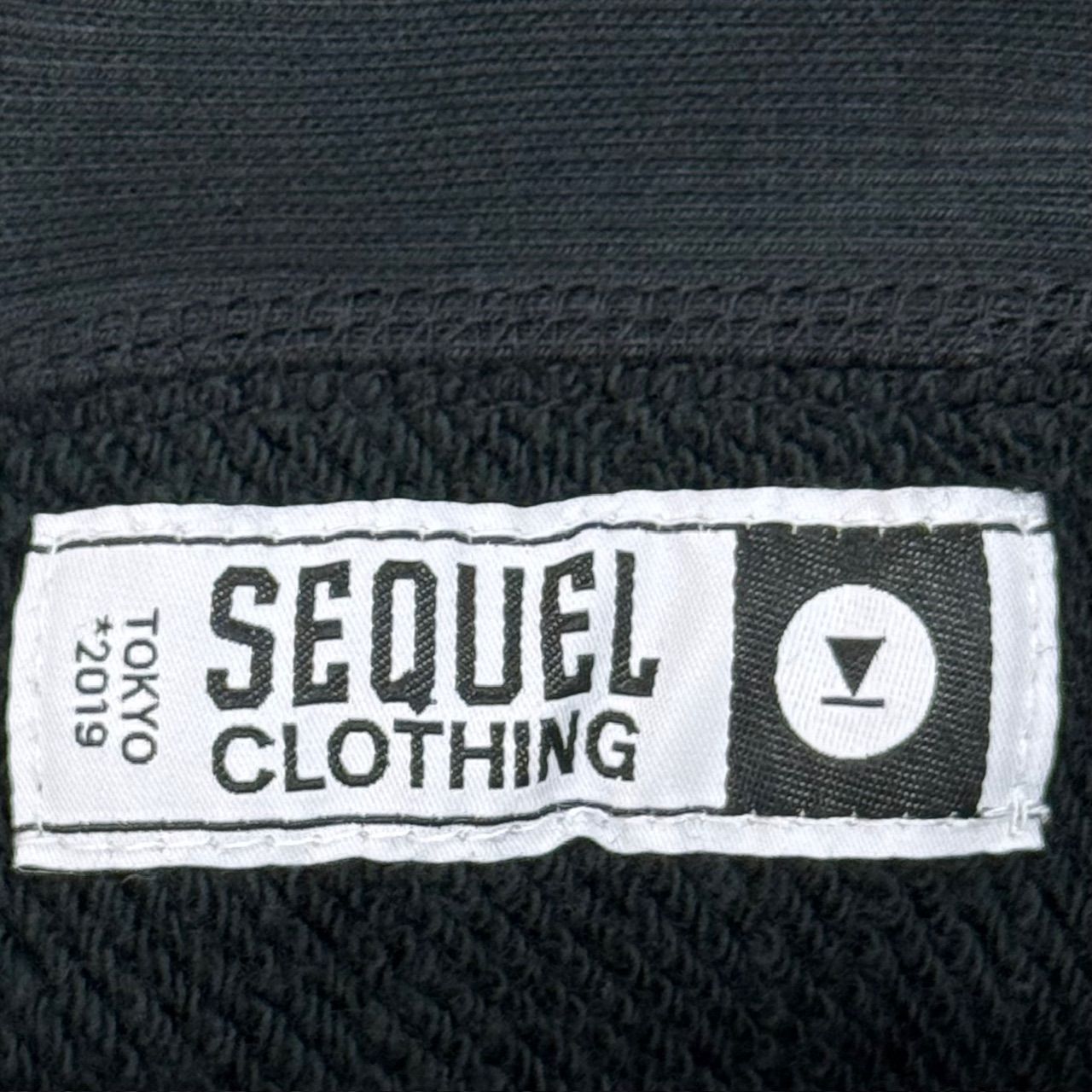 参考上代36300円 未使用品 SEQUEL 24SS HOODIE ロゴプリント スウェット フーディー パーカー シークエル SQ-24SS-HD-02 ブラック L 86199A3