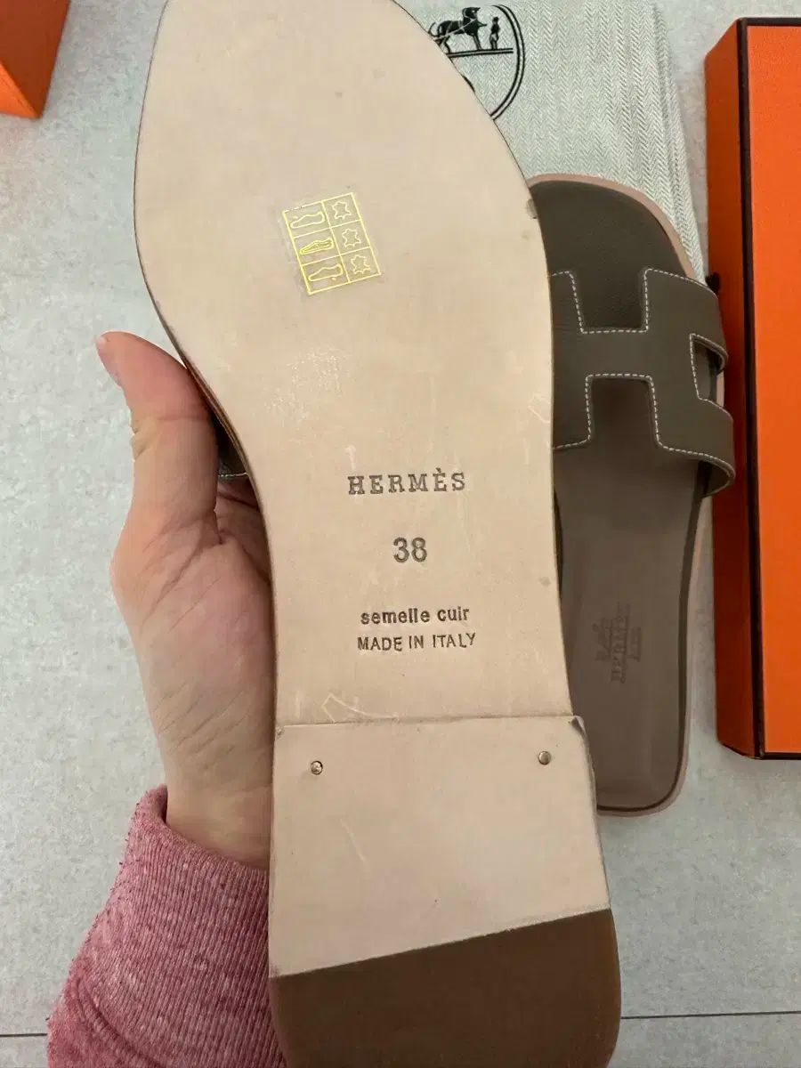 HERMES(エルメス) オラン エトープ 38 新品 - メルカリ HERMES(エルメス) オラン エトープ 38 新品 - メルカリ