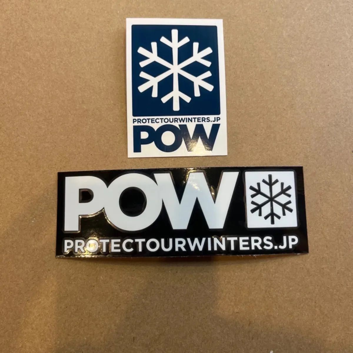 POW ステッカー 2枚セット PROTECT OUR WINTERS - メルカリ