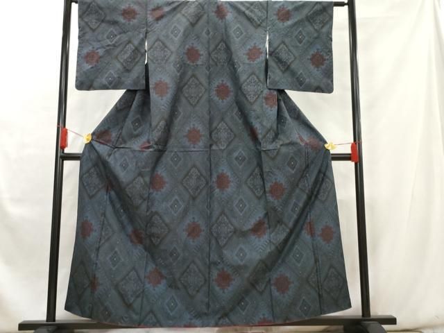 平和屋着物○本場大島紬 草花文 シダ 正絹 逸品 未使用 AAAW4126np