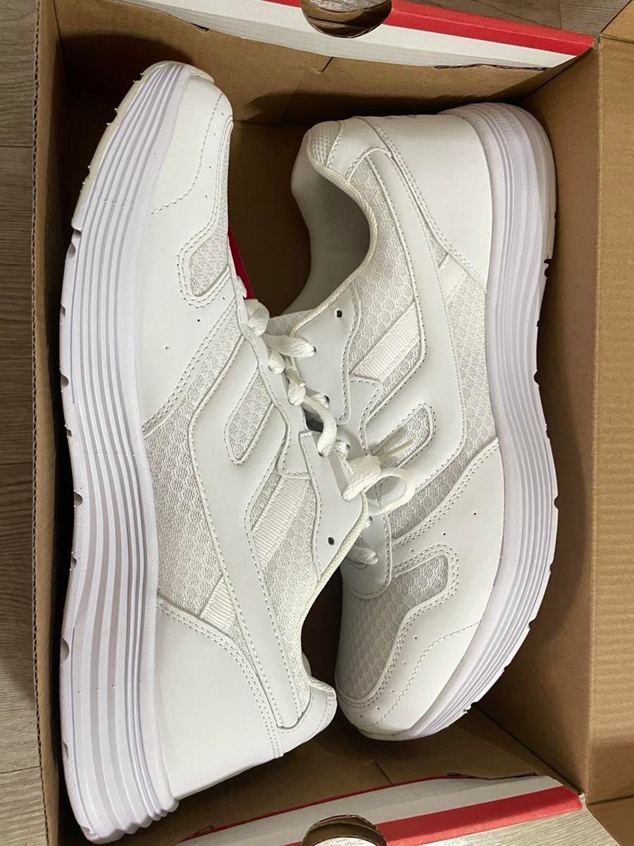 【雷市場（ポンジャン）商品韓国直送】280 新品 PROSPECS(プロスペックス) スニーカー 白 付属品完備 - メルカリ