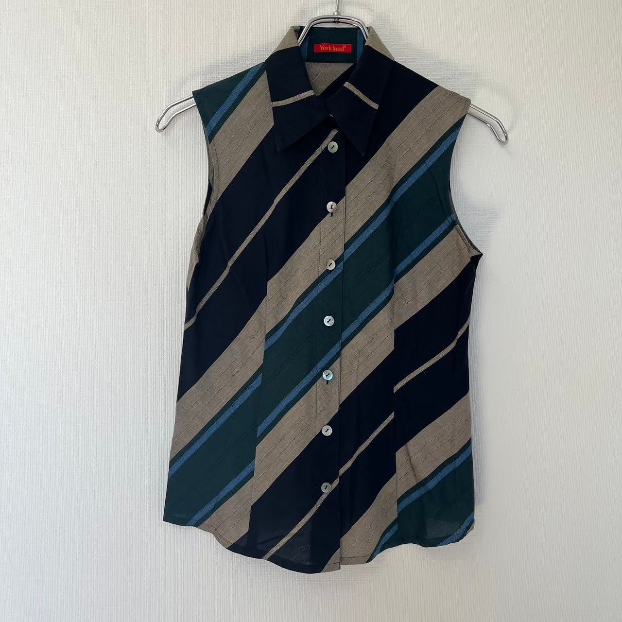 極美品 【York land】ヨークランド ネイビー系 9AR トップス ノースリーブシャツ ストライプ お洒落 - メルカリ