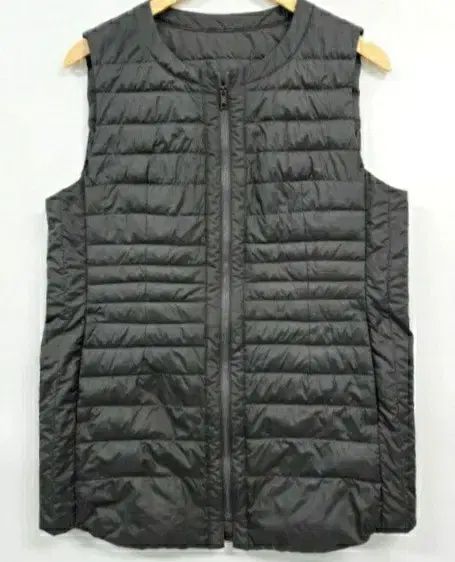 IZZAT BABA(イザットババ) ナイロン ダウンベスト 66 - メルカリ