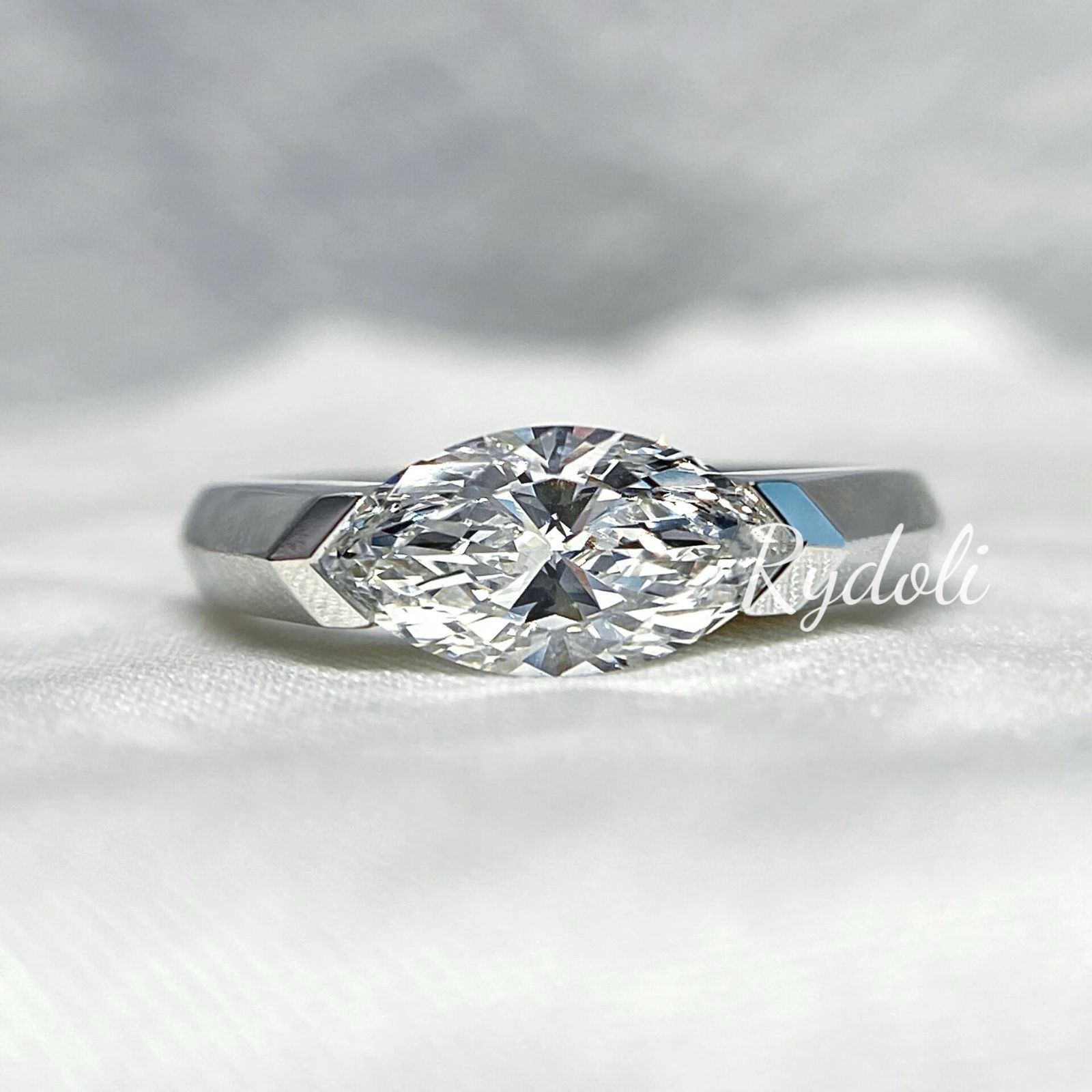 PT950 1ct E VVS2 オーダーメイドリング ラボグロウンダイヤモンド IGI鑑定書付き マーキスカット ジュエリー プラチナ指輪 誕生日記念日プレゼント レディースリング ...