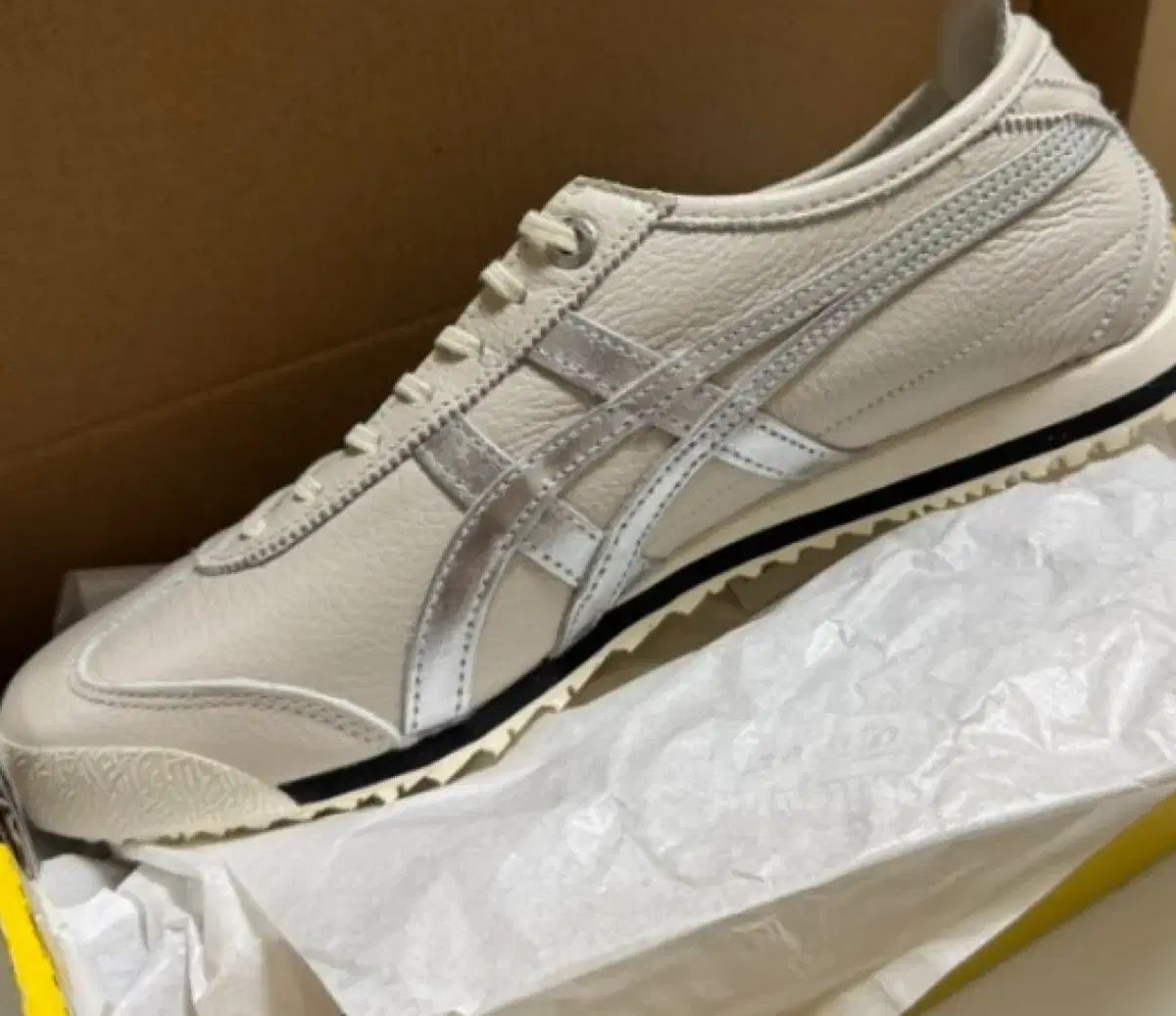 onitsuka tiger(オニツカタイガー) マヒコ州 66 バーチシルバー - メルカリ