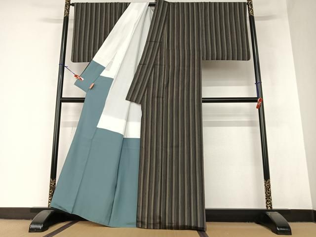 平和屋着物●本場縞大島紬　正絹　逸品　AAAZ7537zg 平和屋着物○本場縞大島紬 正絹 逸品 AAAZ7537zg - メルカリ