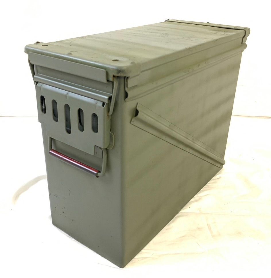 米軍放出品 ☆ミリタリー アンモボックス アンモ缶 アーモ缶 工具箱 小物入れ 弾薬箱 W48×H37×D21㎝ KXO サバゲー(120 ...