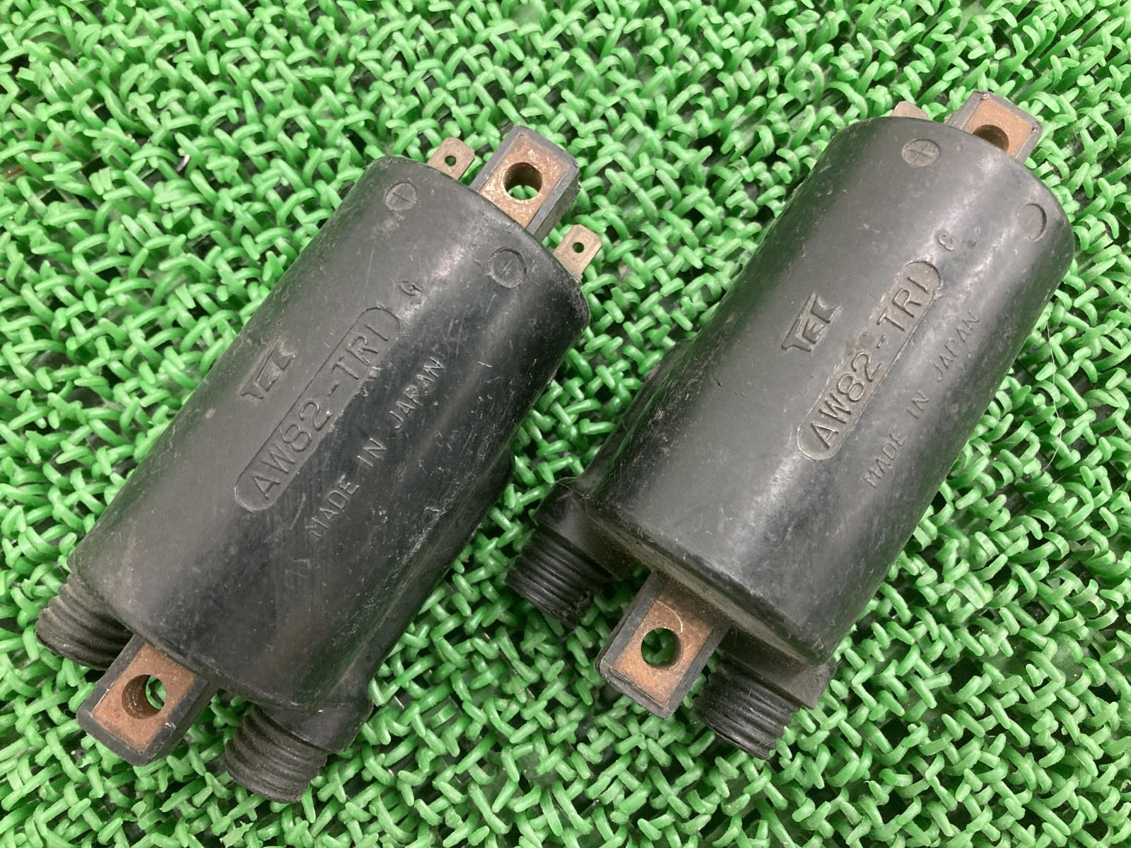 CB750F イグニッションコイル AW28-TR1 ホンダ 純正 中古 バイク 部品 RC04 機能的問題なし 品薄 希少品 車検 Genuine - メルカリ