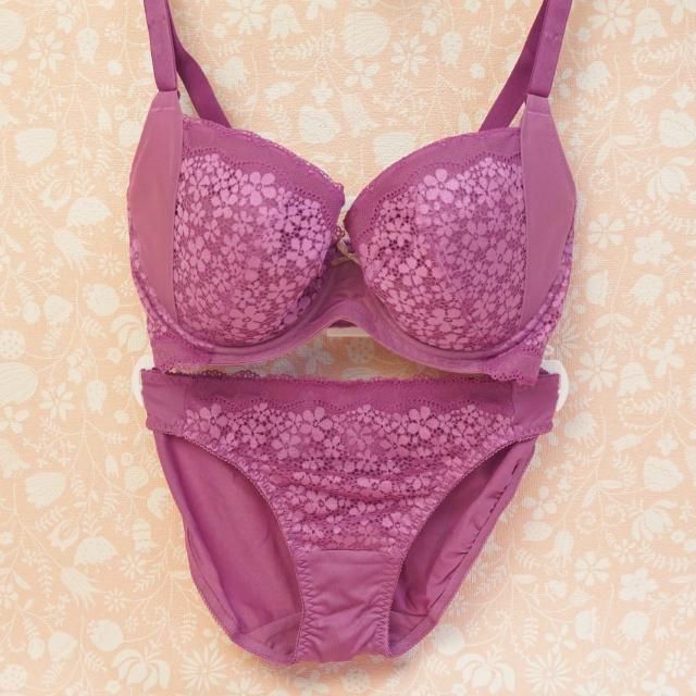 AMO'S STYLE by Triumph G65 - メルカリ