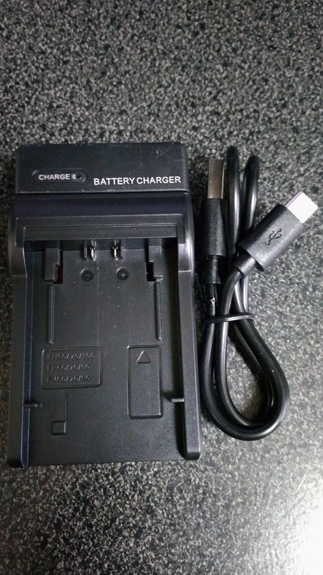 ソニー NP-FP70 / NP-FH50 / NP-FH70/NP-FH100 / NP-FV50 / NP-FV70/NP-FV100 Micro USB付き 急速充電器 AC充電対応 シ ...