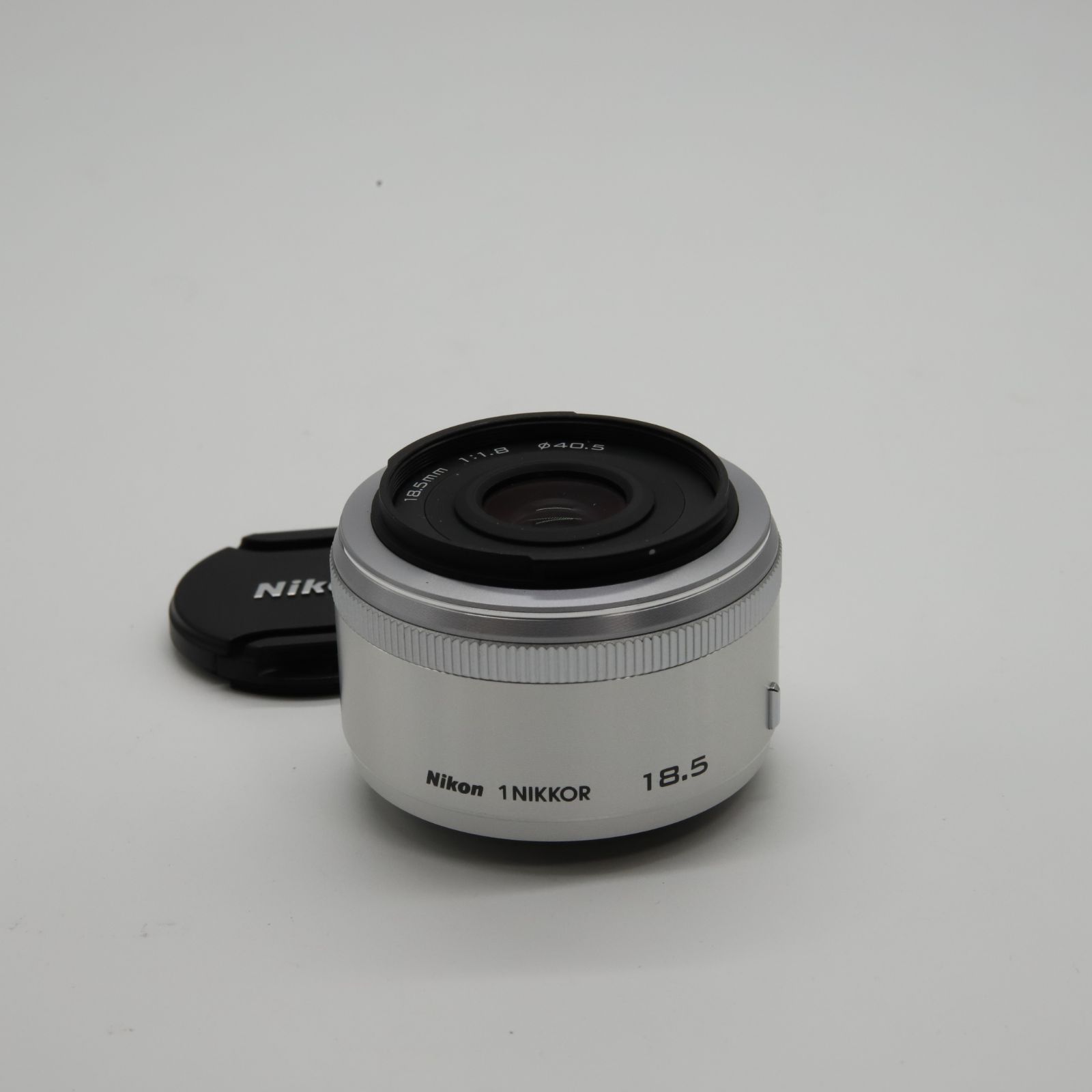 ほぼ新品 Nikon Nikon 標準ズームレンズ1 NIKKOR VR 10-30mm f/3.5-5.6 PD-ZOOM シルバー - メルカリ