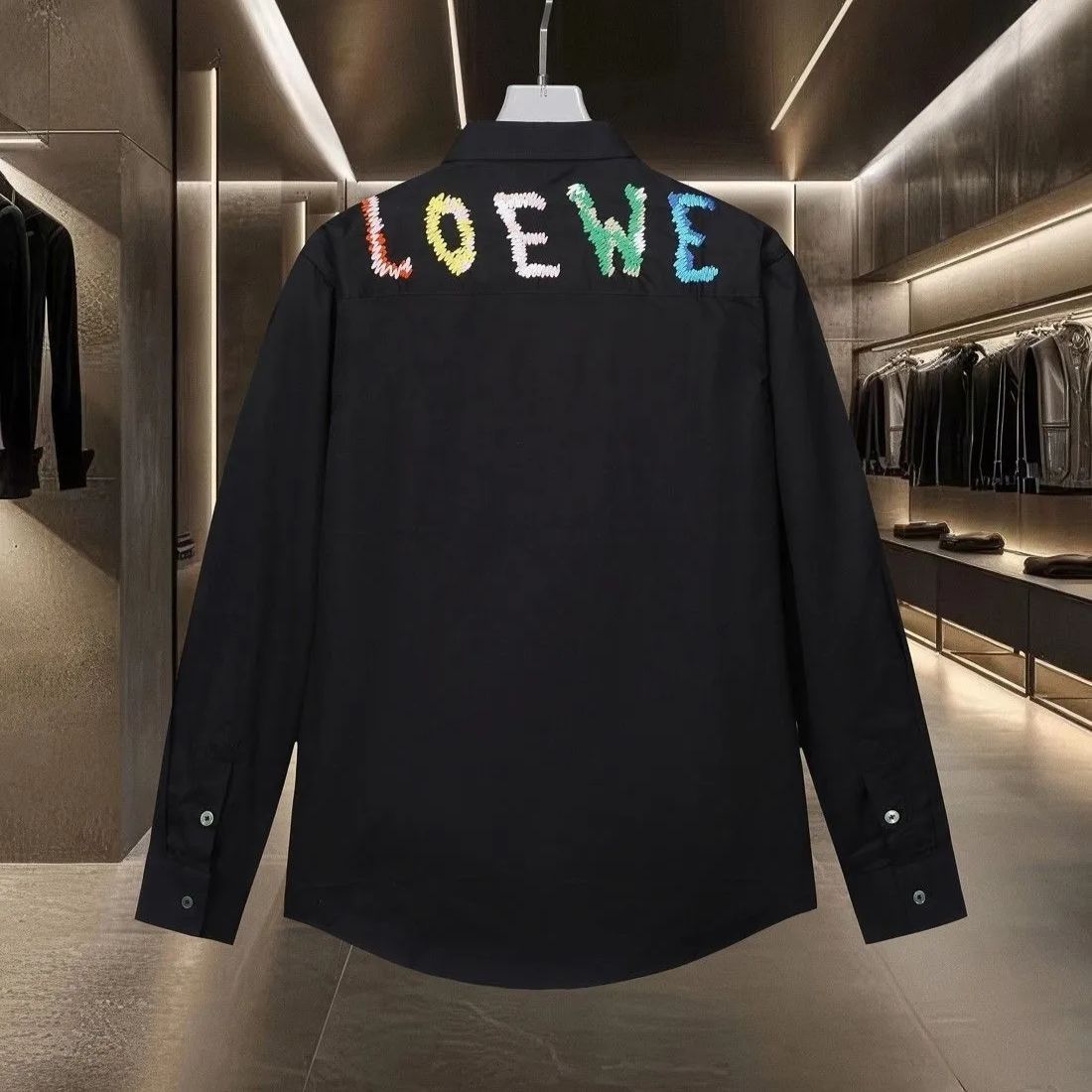 LOEWE カラフル刺繍 ブラックシャツ - メルカリ LOEWE カラフル刺繍 ブラックシャツ - メルカリ