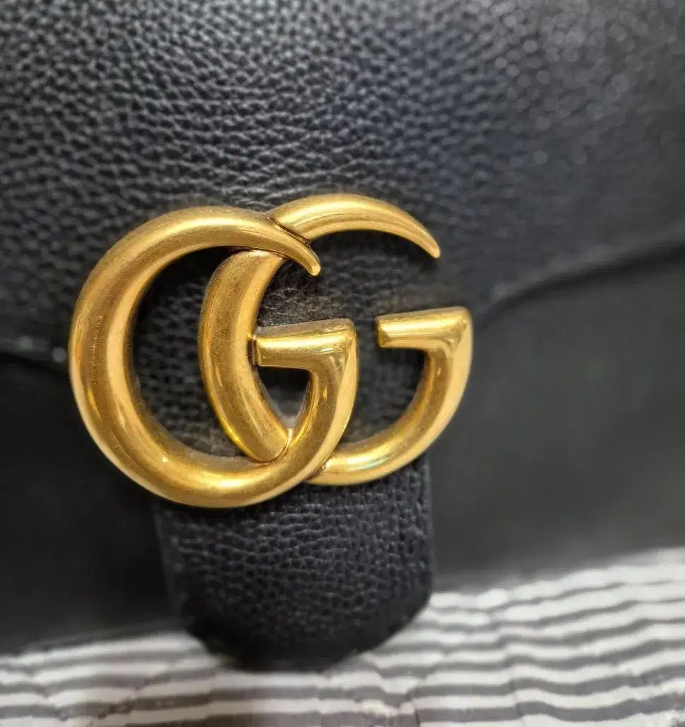 GUCCI(グッチ) GG マーモント スモール トップハンドルバッグ GUCCI(グッチ) GG マーモント スモール トップハンドルバッグ