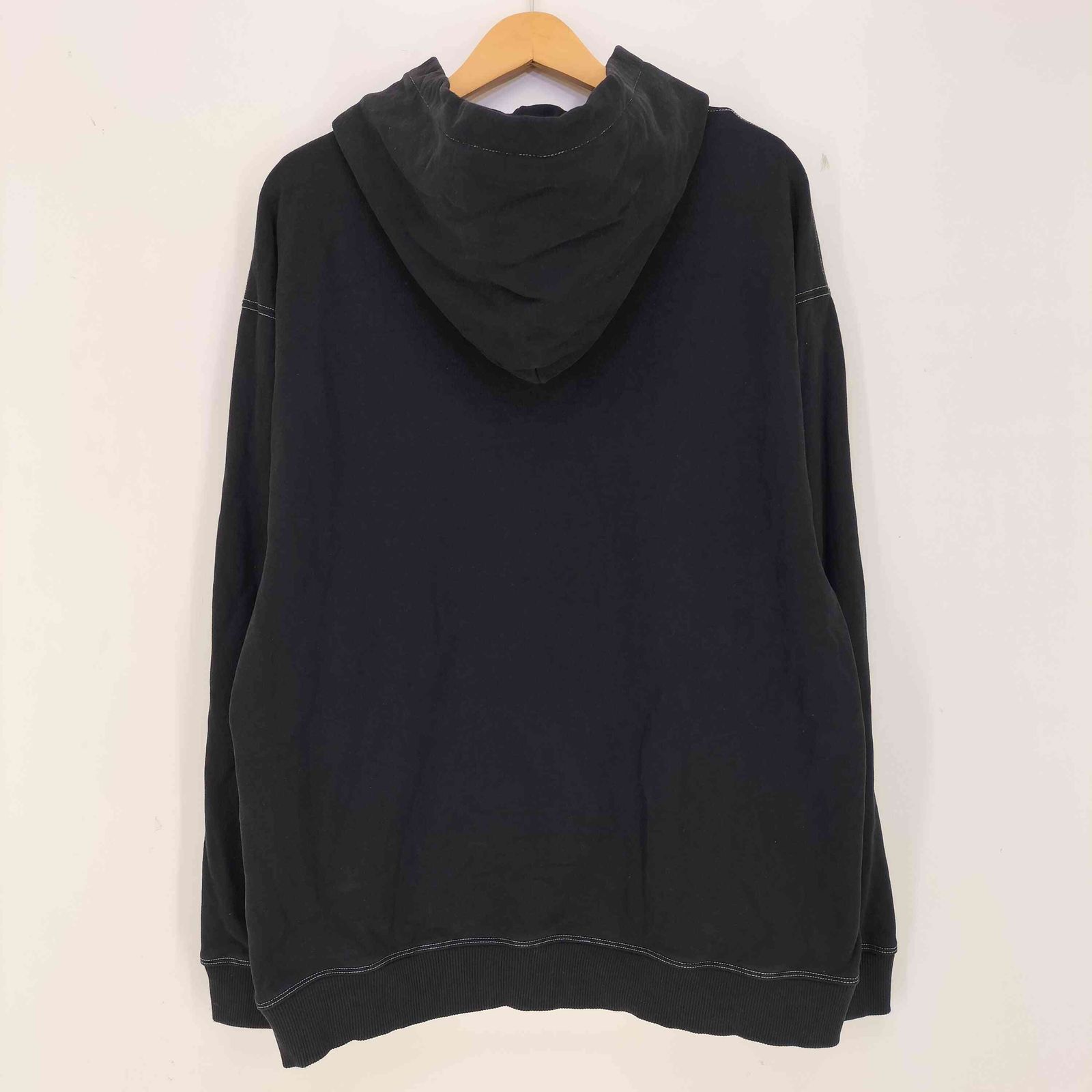 USED古着(ユーズドフルギ) {{BASICKS}}  Signature Organic Hoodie シグネーチャーオーガニックフーディー メンズ  M【中古】【ブランド古着バズストア】 ユーズドフルギ USED古着 Signature Organic Hoodie シグネーチャー