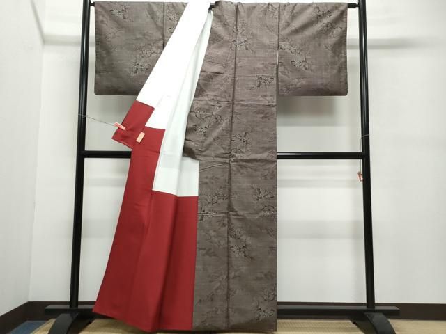 平和屋着物○本場大島紬 9マルキ 草花文 正絹 逸品 DAAQ3392ps