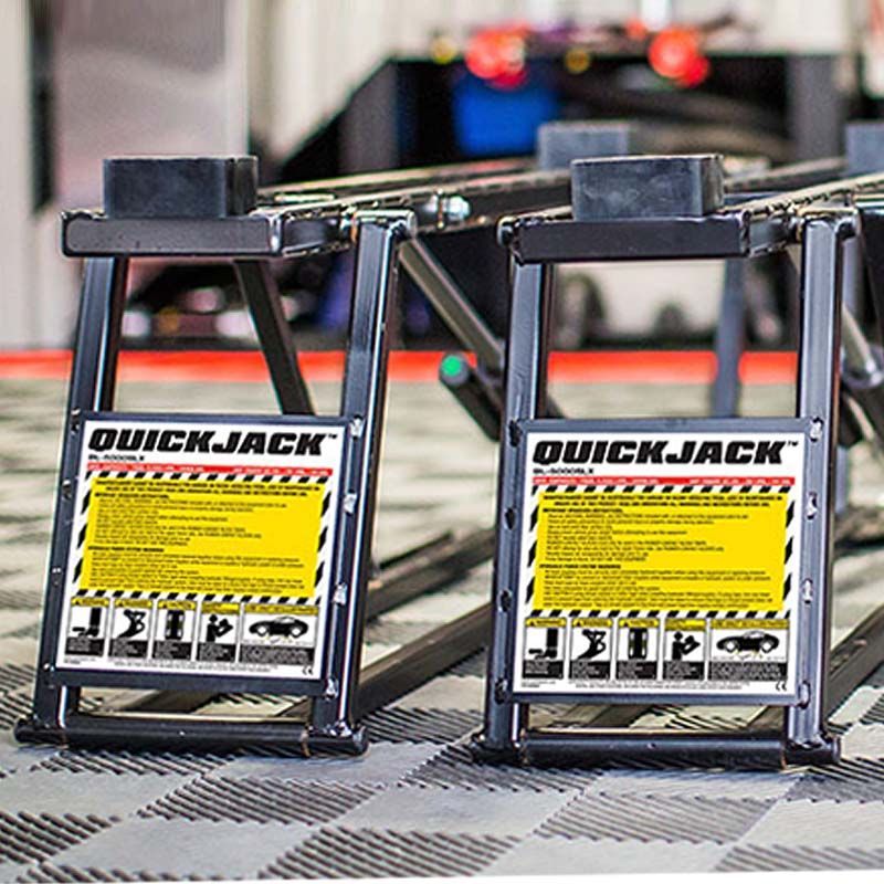 【正規代理店】Quick Jack (クイックジャック） 5000TL カーリフト 新モデル ノンセットアップ品 最大持上げ能力2,268kg 上昇下降はプッシュボタンで簡単操作・2段階の自動 ...