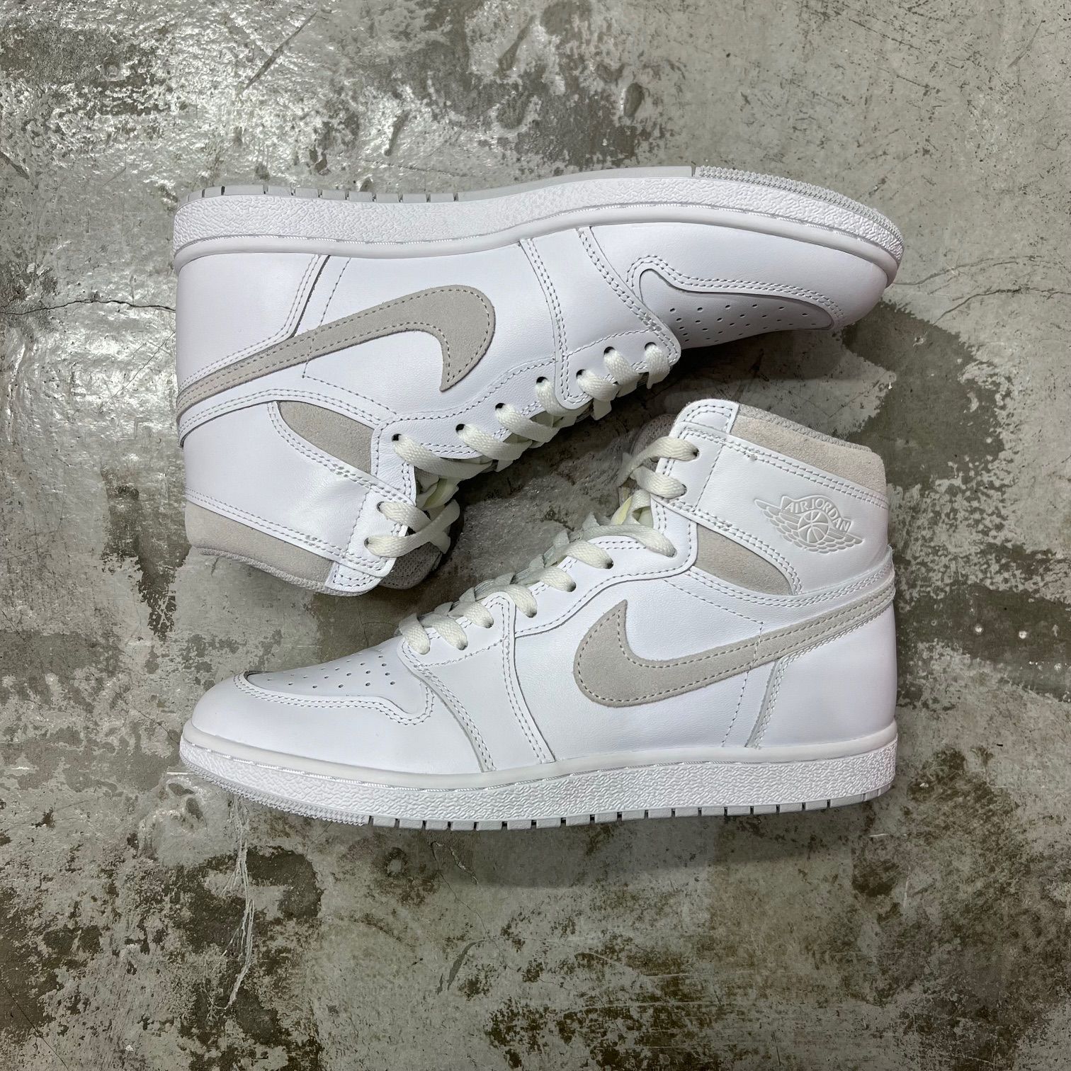 国内正規 新品 NIKE AIR JORDAN 1 HIGH 85 NEUTRAL GREY BQ4422 国内正規 新品 NIKE AIR JORDAN 1 HIGH 85 NEUTRAL GREY BQ4422