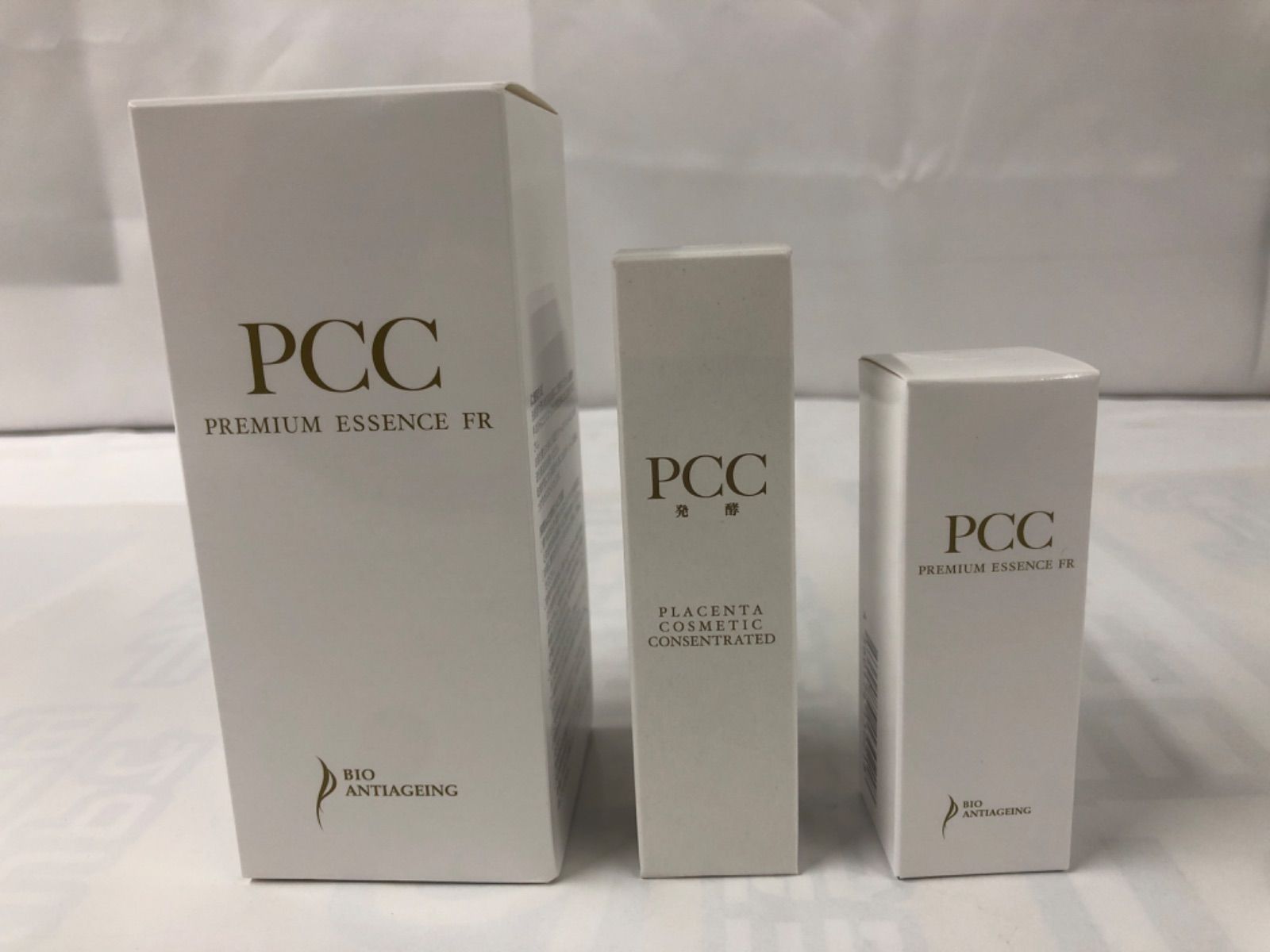 PCC プレミアムエッセンスFR (美容液) 110ml & 25ml & PCC発酵プレミアム ホワイト・クリアソープ (洗顔料) 20g 3点セット - メルカリ