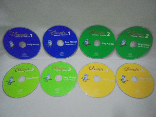 ＊再生保証あり＊h7470 バラ売りDWEディズニー英語システム ワールドファミリー 2006年版 シングアロングCDのみ8枚 ケースなし・キズ多い・ヒドイキズ・中心割れ含む - メルカリ