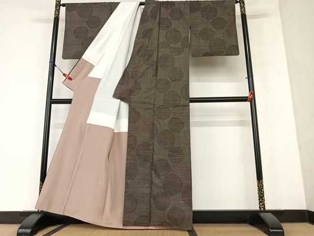 平和屋着物●本場大島紬　古代染色純泥染め　一元絣　奄美絣　川口織物謹製　やまと誂製　証紙付き　正絹　逸品　AAAY7923ph 平和屋着物○本場大島紬 古代染色純泥染め 一元絣 奄美絣 川口織物謹製