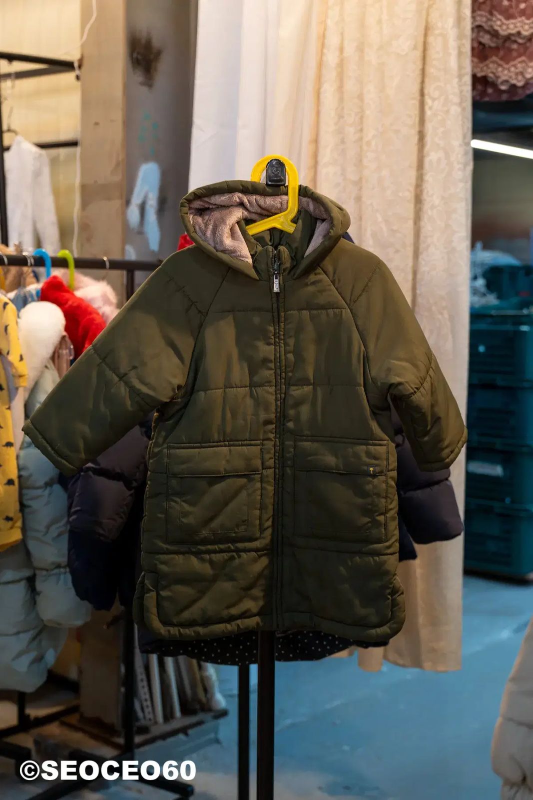 【雷市場（ポンジャン）商品韓国直送】 トゥイーン Moimoln(モイモルン) カーキパッド 110 サイズ - メルカリ