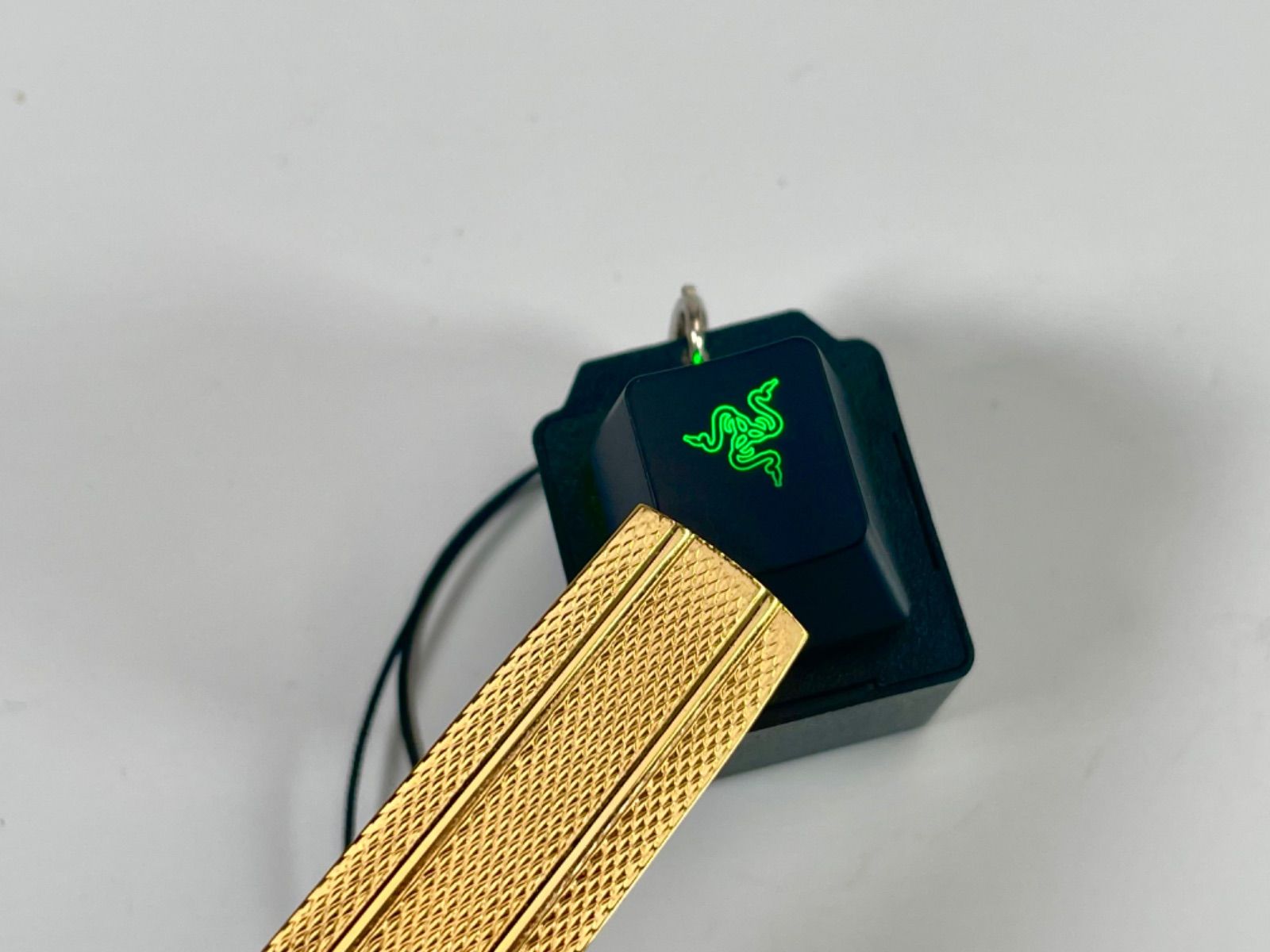 【RAZER】リアルキーボードのキーホルダー2個セット RAZER CHROMA KEYCAP KEYCHAIN ゲーミングキーホルダー ...