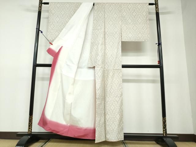 平和屋着物○本場大島紬 白大島 7マルキ 花菱文 正絹 逸品 DAAW5450ud