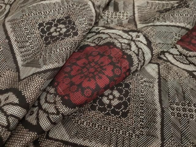 平和屋着物○本場大島紬 花唐草文 正絹 逸品 DAAV1512tw