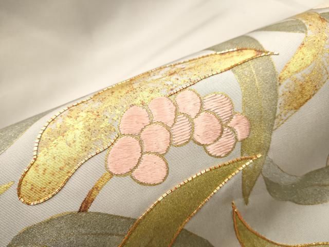 平和屋着物○塩瀬 九寸名古屋帯 駒刺繍 葡萄蔦の葉文 金彩 正絹 逸品
