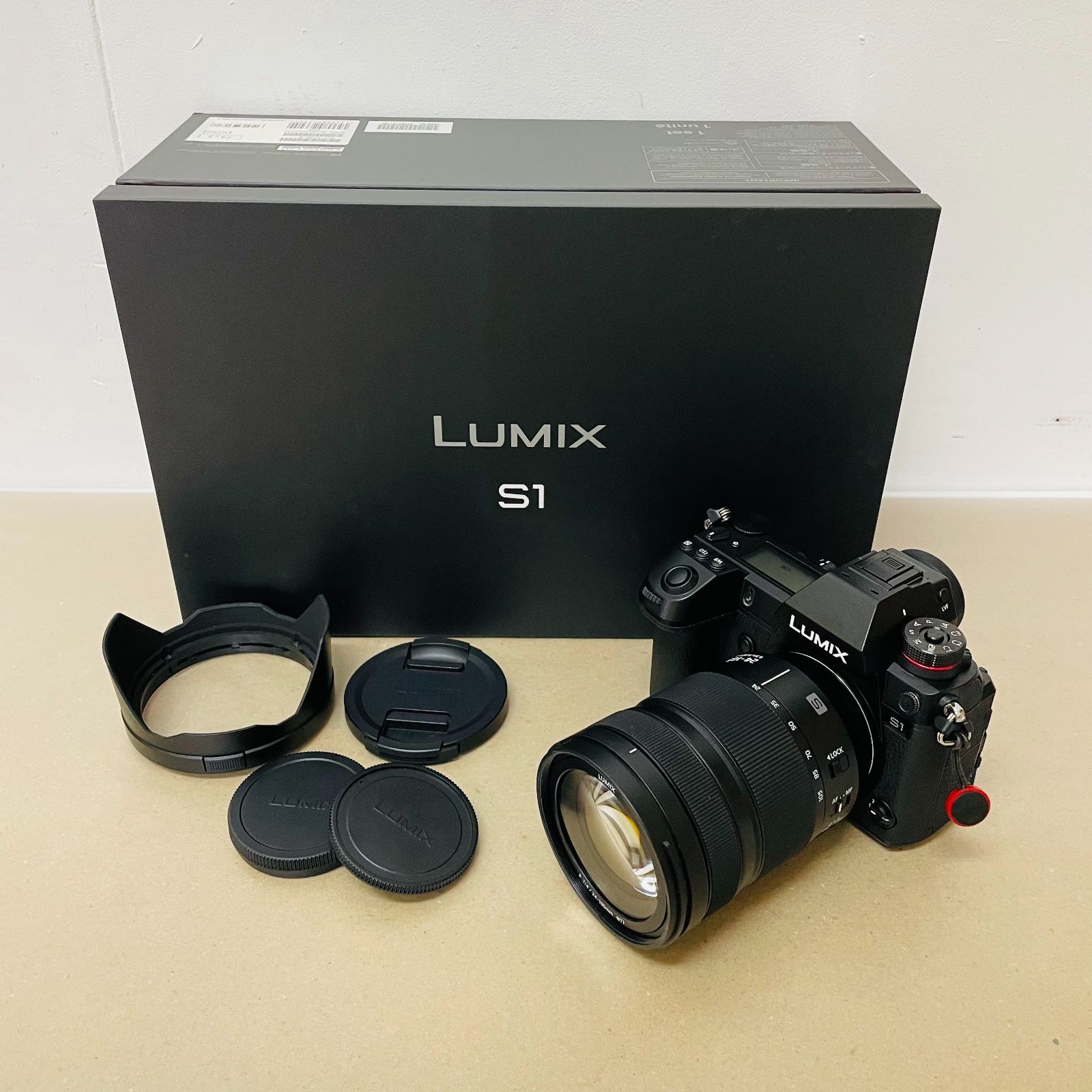 美品 動作良好 LUMIX S1 DC-S1M-K 24-105mm F4 MACRO O.I.S 標準ズームレンズキット シャッター回数 ...