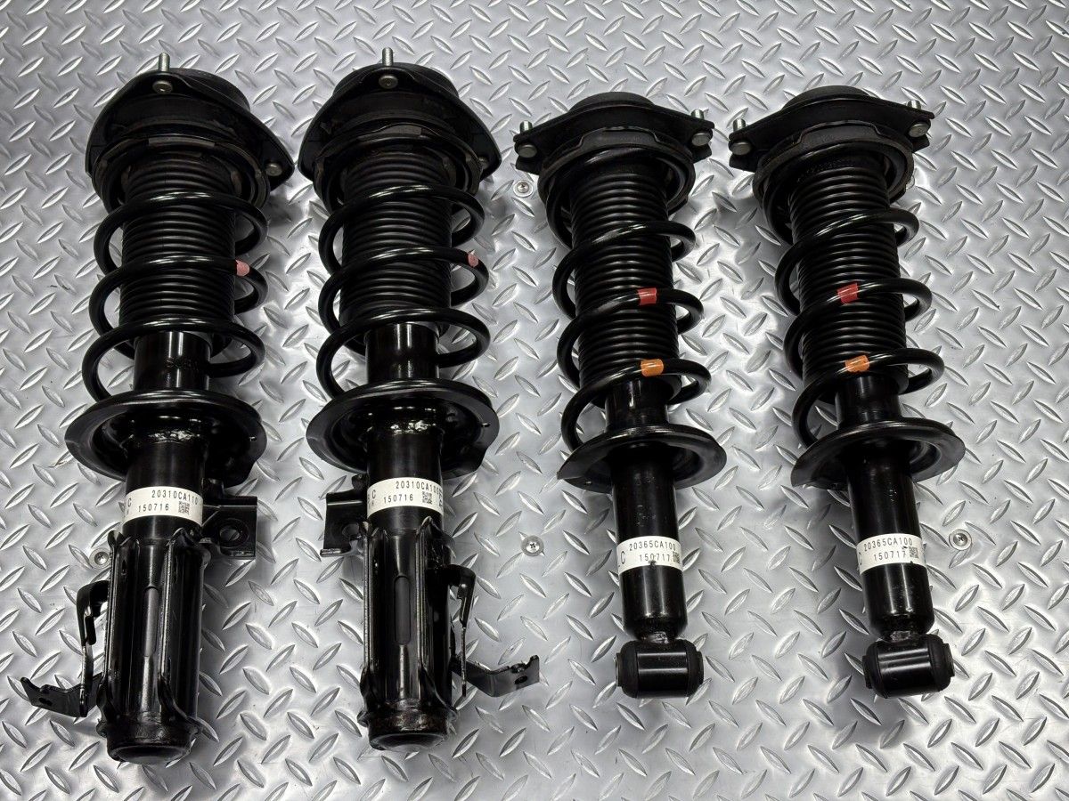 送料無料ZN6 トヨタ86前期 / ZC6 スバルBRZ 純正 サスキット 品番20310CA100/20310CA110 ...