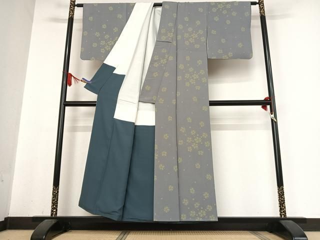 平和屋着物○世界的人形師 辻村寿三郎 ジュサブロー 小紋 舞梅文 正絹