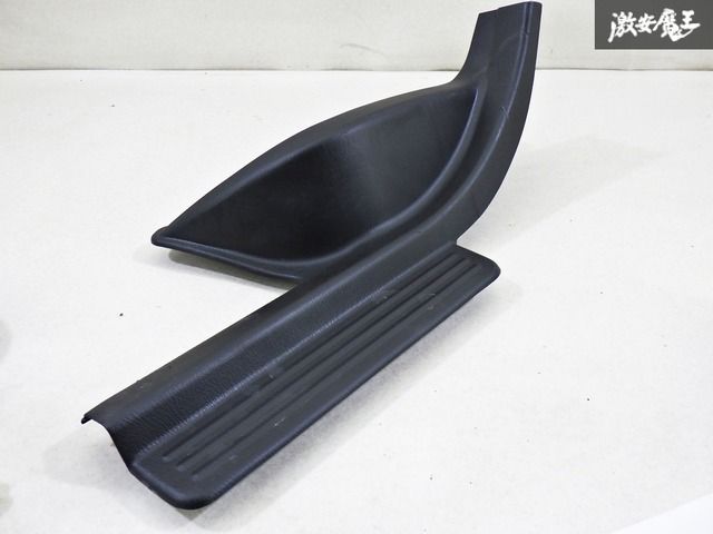 【破損無】 スバル 純正 GDB 中期 インプレッサ STI EJ20 6MT C型 涙目 リア 左 左側 助手席側 スカッフプレート ...