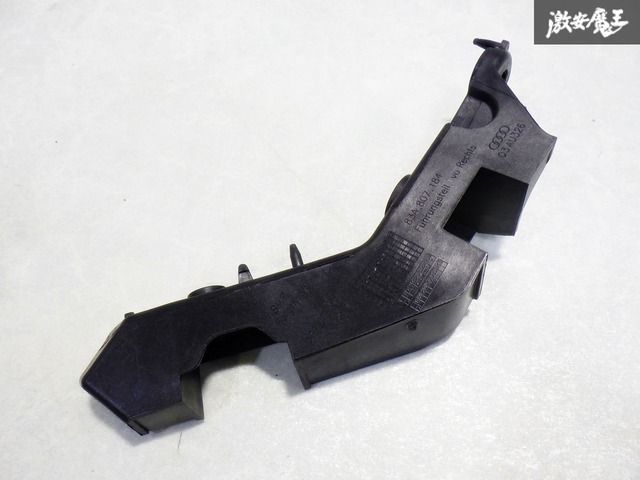 未使用 ☆即発送☆ AUDI アウディ純正 F3 Q3 フロントバンパーブラケット リテーナー ステー ガイドセクション 右側 ...