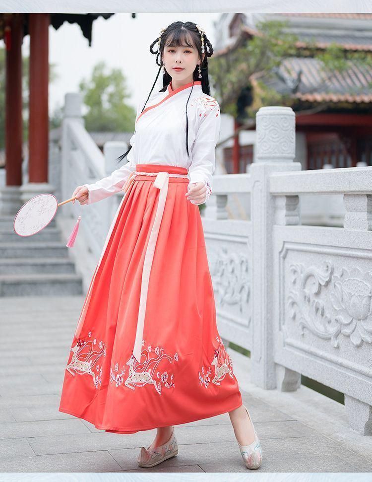 未使用】豪華刺繍 漢服 かんふく 古風衣装 レトロ風 中華ロリータ
